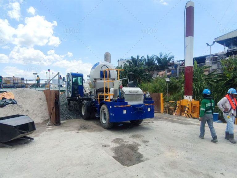 3.5m3 Mini Self Loading Mixer for Flood Control Project in Taytay